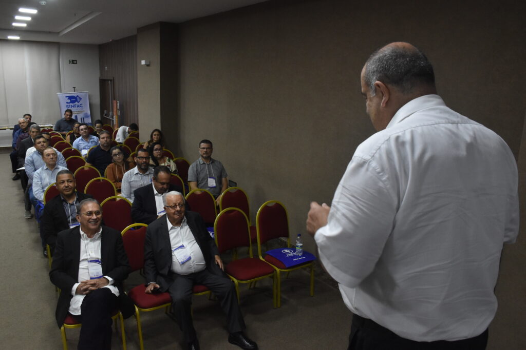 A ANFAC está constantemente em movimento! – Associação Nacional de ...